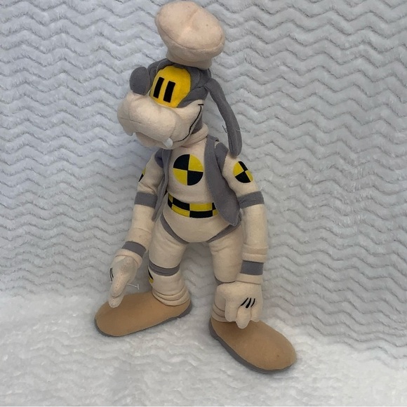 Disney | Toys | Walt Disney World Epcot Goofy Test Track Dummy 6 ...